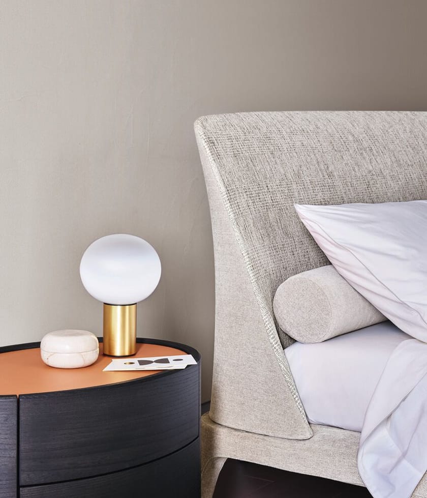 KELLY Letto matrimoniale in tessuto con testiera imbottita By Poliform ...