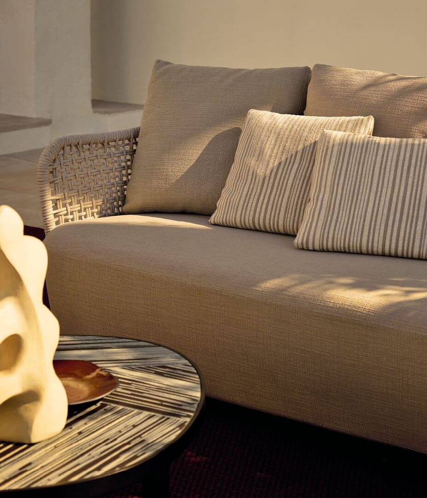 MAD OUT Garden sofa By Poliform