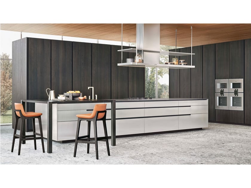 PHOENIX Steel and wood kitchen with peninsula By Poliform
