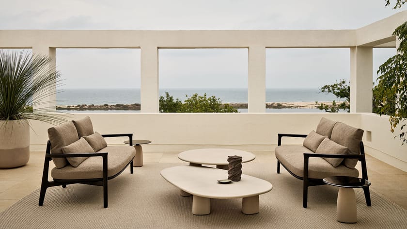 STRATA Round garden side table By Poliform