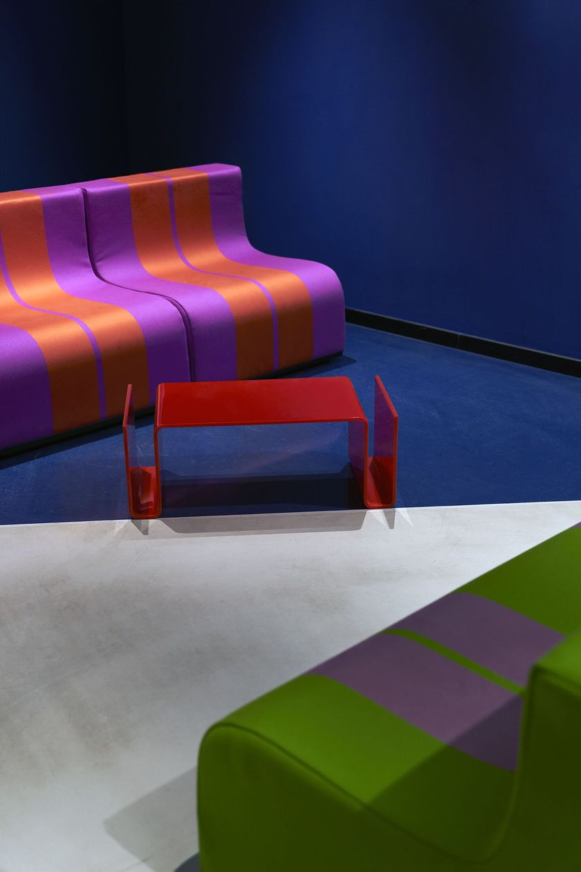 T01 Coffee table By Poltronova