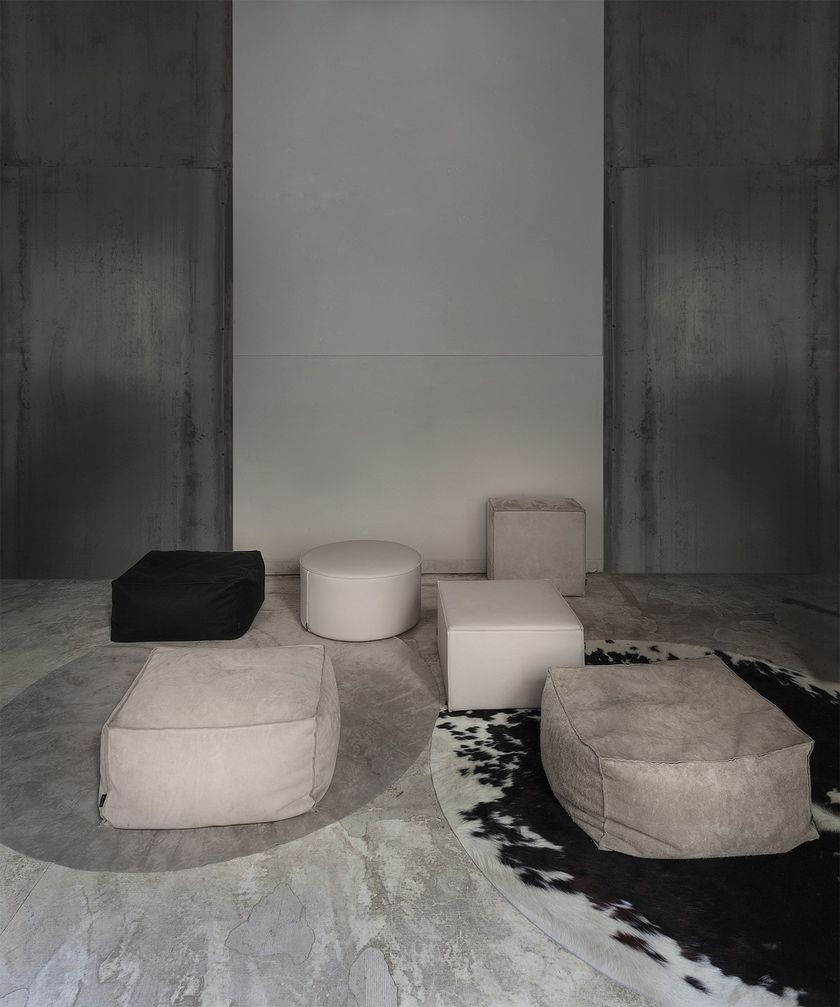 Pouf By XAM design Studio Controdesign