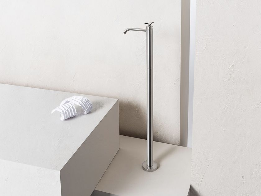 TOMEO 6310517T Grifo para lavabo By QD Magistro Lab