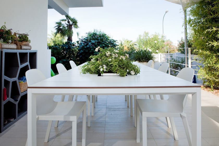 QTAB Table By BSINERGY | design Ivan Palmini