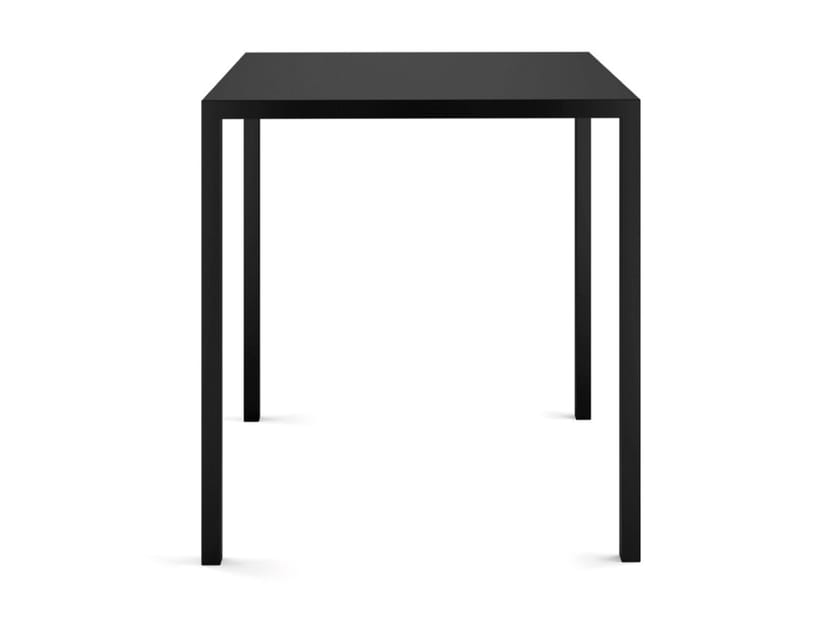 QU 600 Stackable powder coated steel table By COLOS | design R.D. Colos