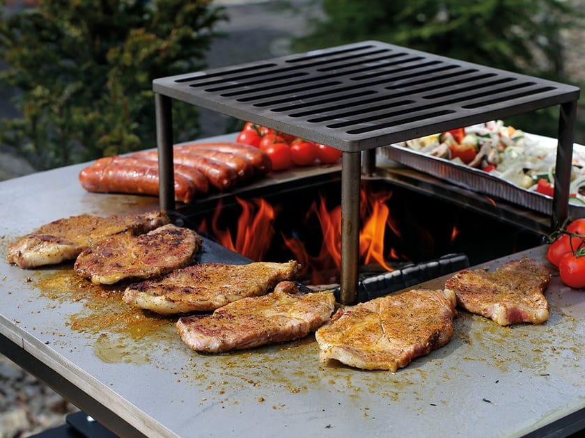 Holz- Gartengrill aus Stahl QUADRUM BBQ HORIZONTAL By Kratki