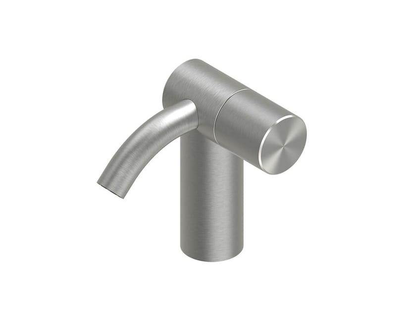 HUM 24 01 Washbasin tap By Quadrodesign