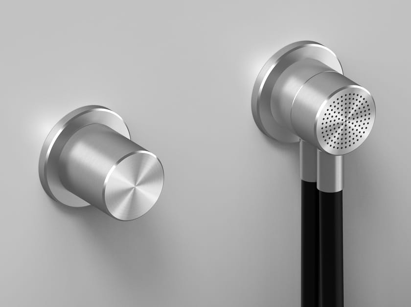 HUM 24 58 Shower tap By Quadrodesign