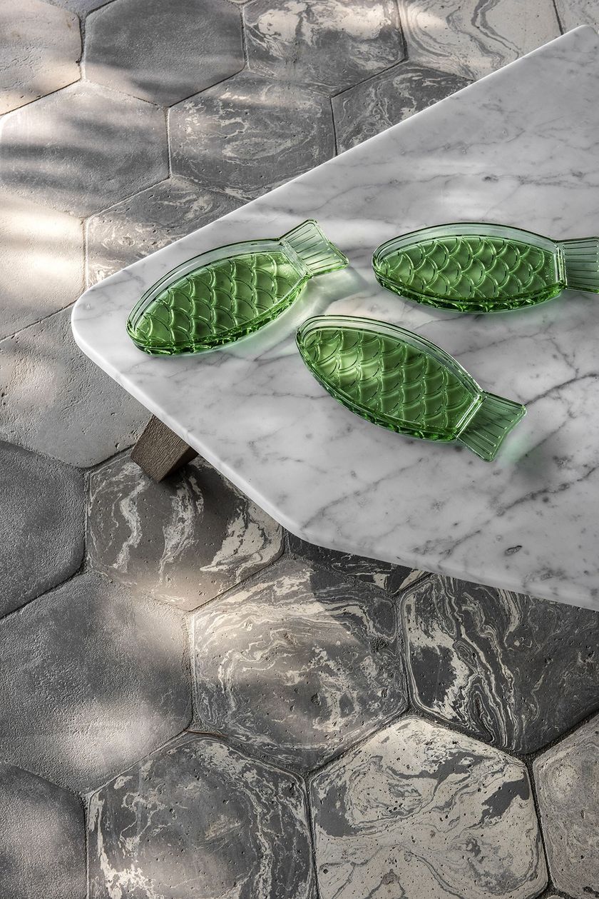 RAFAEL Marble garden side table By Ethimo | design Paola Navone