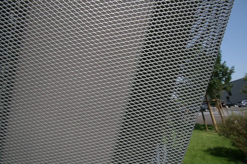 STILTECH Rete stirata per rivestimento di facciata By ITALFIM
