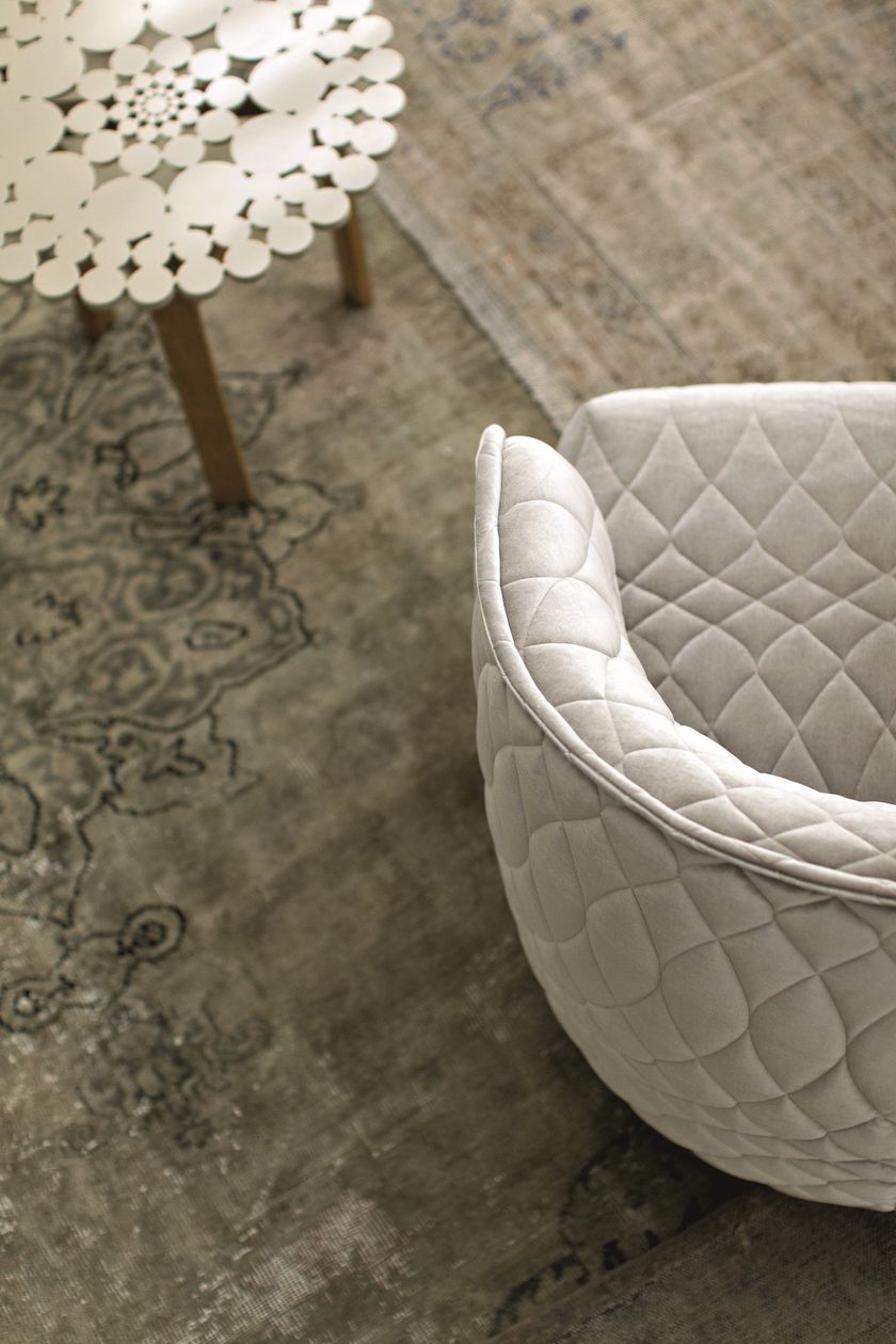 REDONDO Fabric easy chair with armrests By Moroso | design Patricia ...