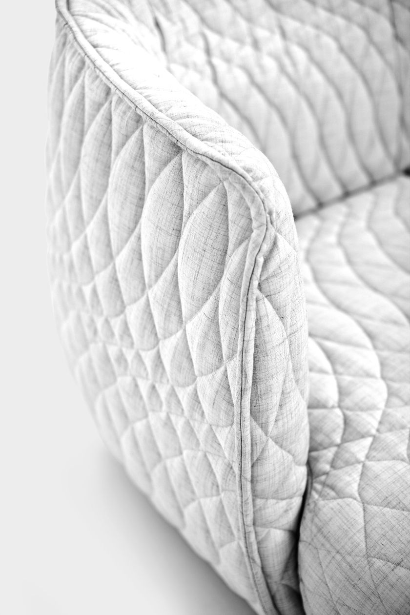 REDONDO Fabric easy chair with armrests By Moroso | design Patricia ...