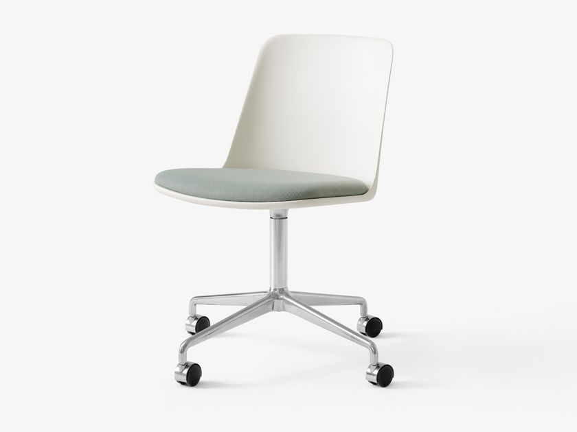 RELY HW22 Office chair By &TRADITION