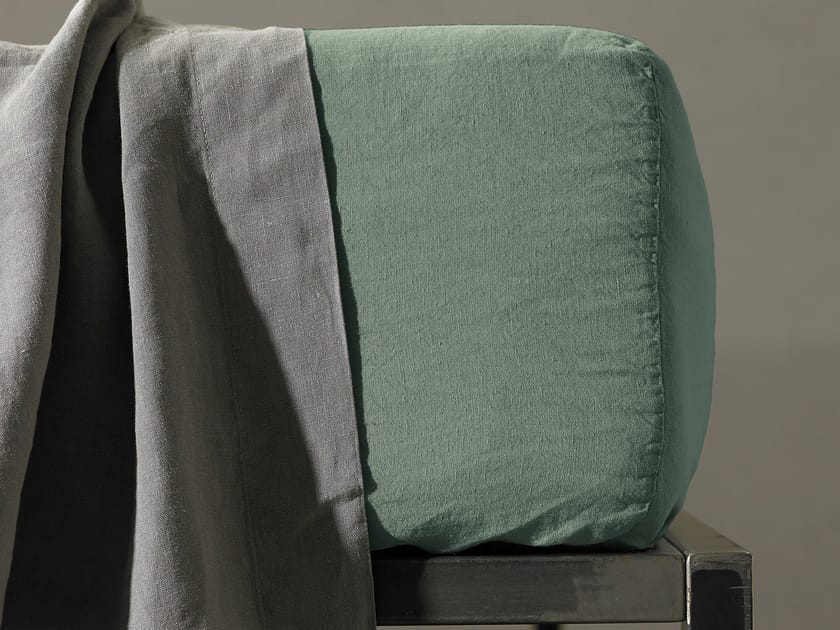 Textiles and rugs by Society Limonta | Archiproducts