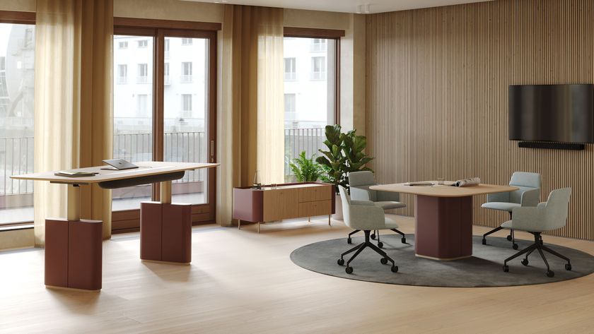 SPARK Office desk By RENZ