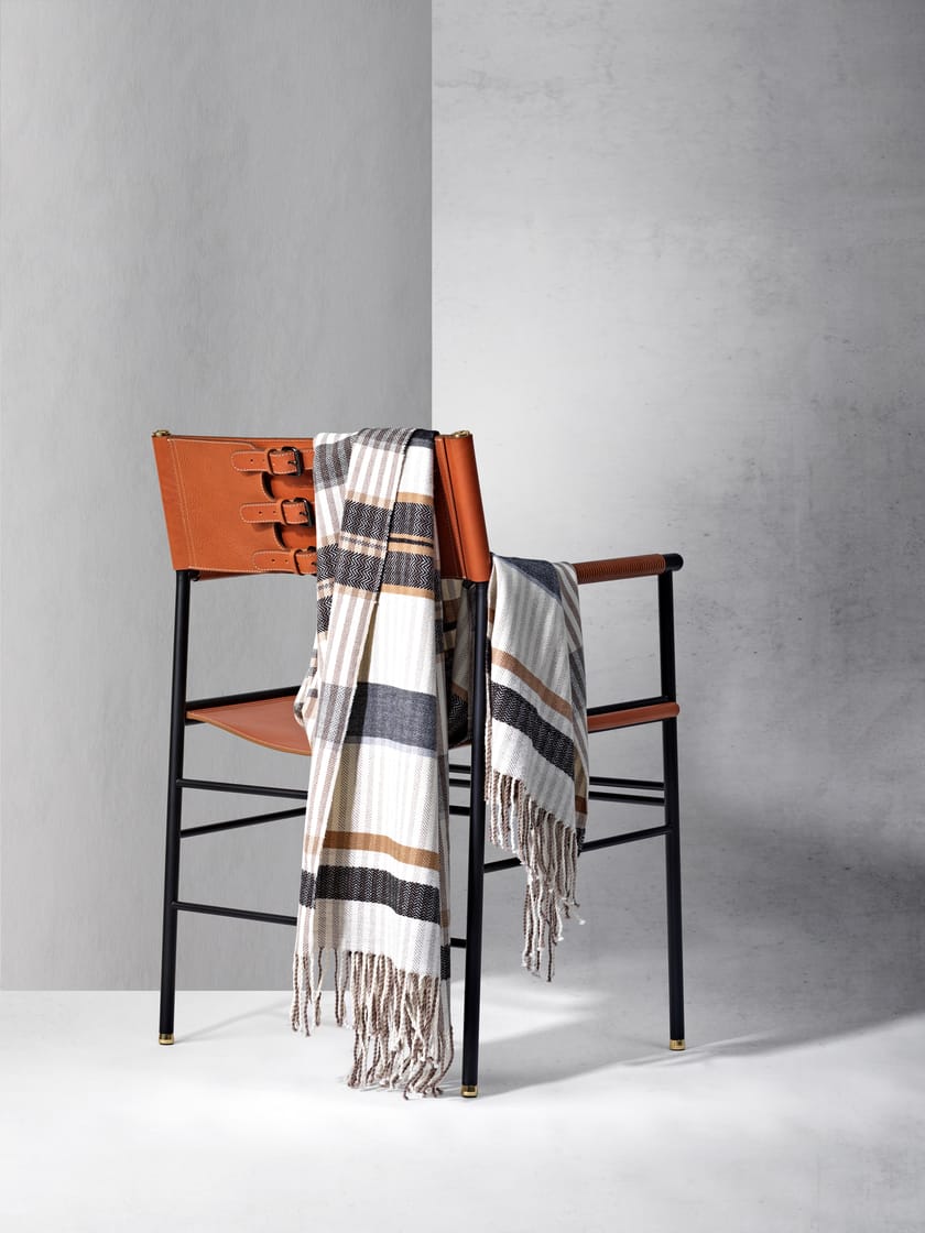 REPOSE | 椅子 By Jover+Valls