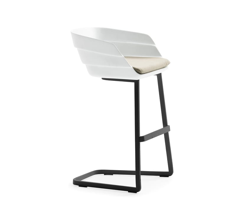 RIFT | Stool By Moroso design Patricia Urquiola