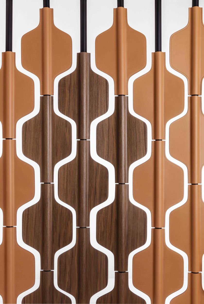 RO Biombos de piel curtida By ENRICO PELLIZZONI | design Mia Cullin