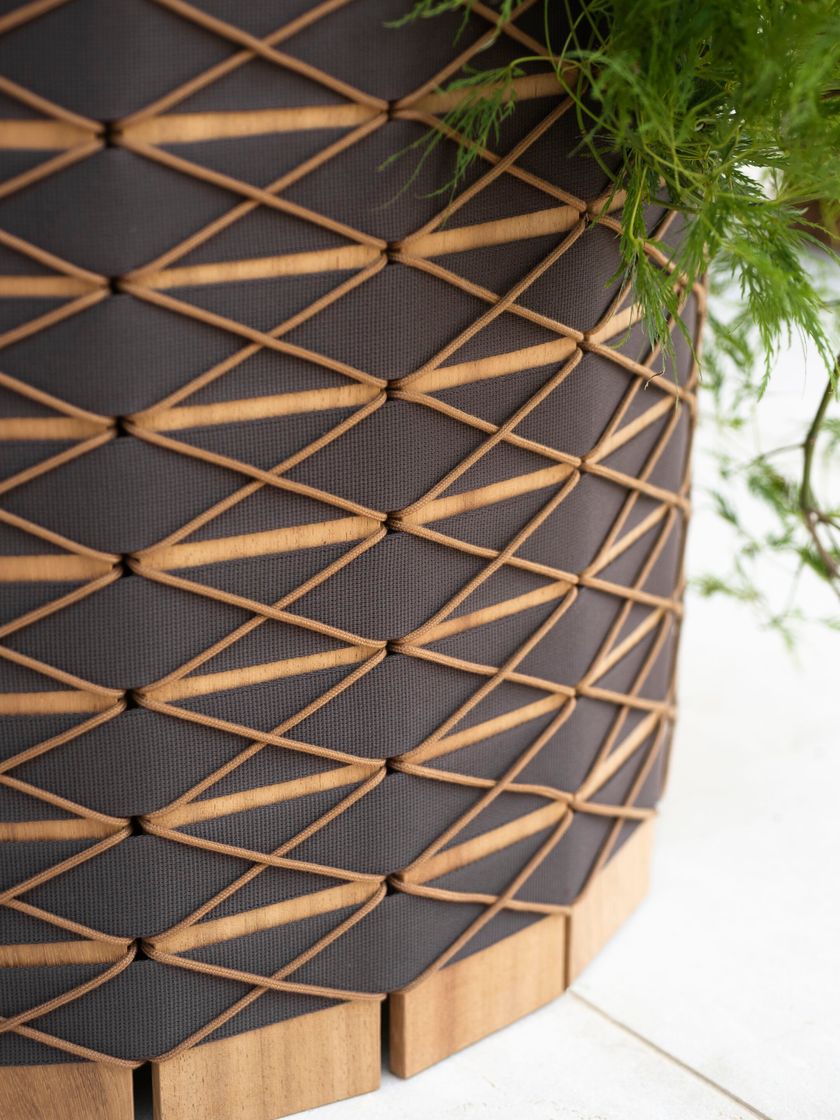 BARRIQUE Plant pot By RODA