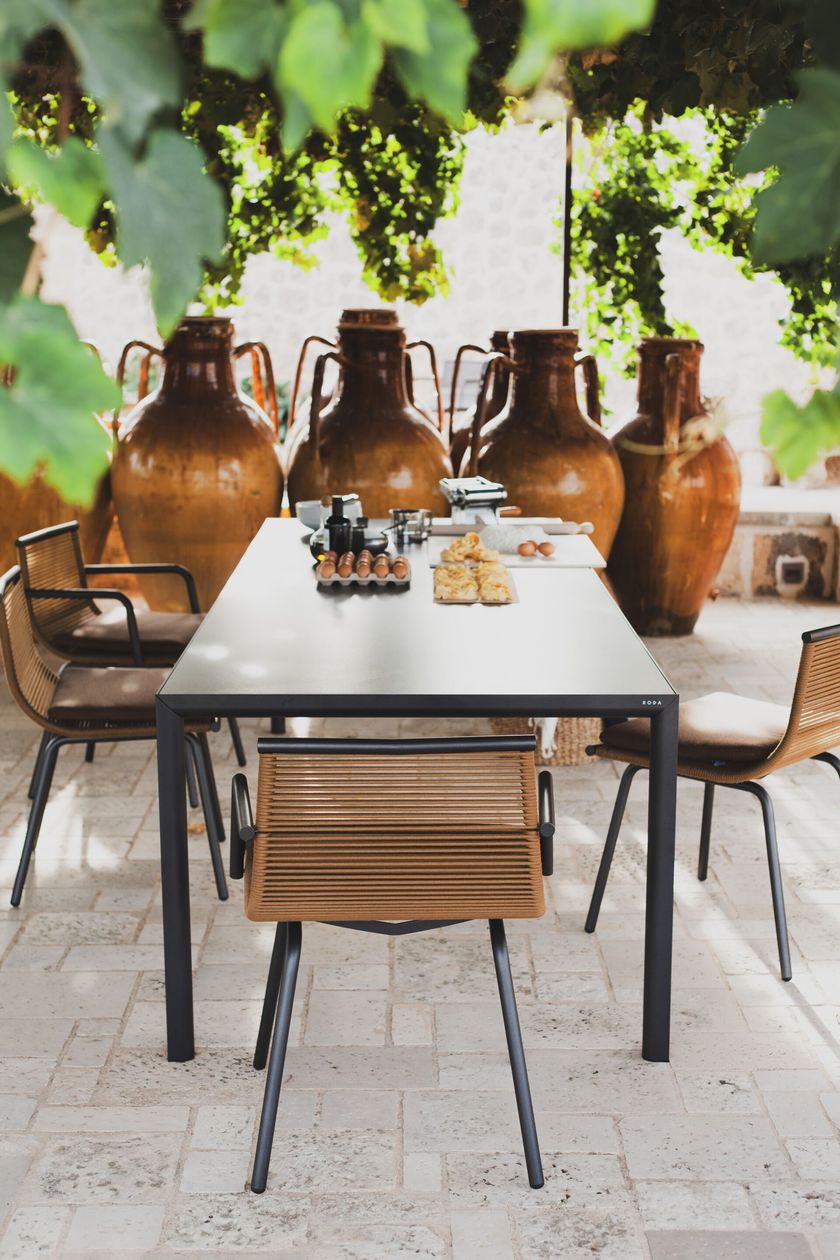 LAZE Chair By RODA | design Gordon Guillaumier