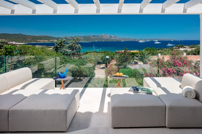 ROGER sofa By DOM Edizioni design Domenico Mula