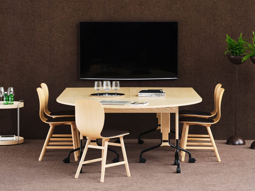 ROLLO | Rectangular table By Karl Andersson design Axel Bjurström