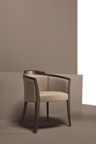 ROTOTÒ Fabric easy chair with armrests By Cizeta