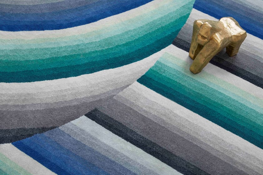 ROUND MIRAGE BLUE Handmade rug By GAN | design Patricia Urquiola