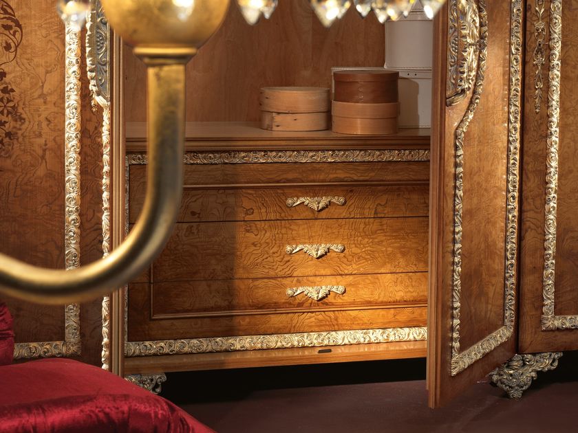 ROYAL Wardrobe By A.R. Arredamenti