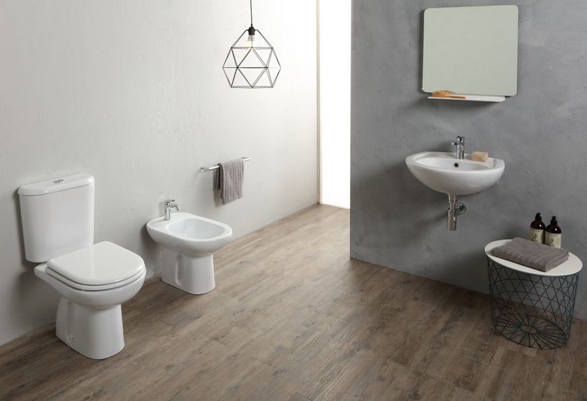 Inodoro monobloque de Vitreous China de suelo RUBINO | Inodoro ...