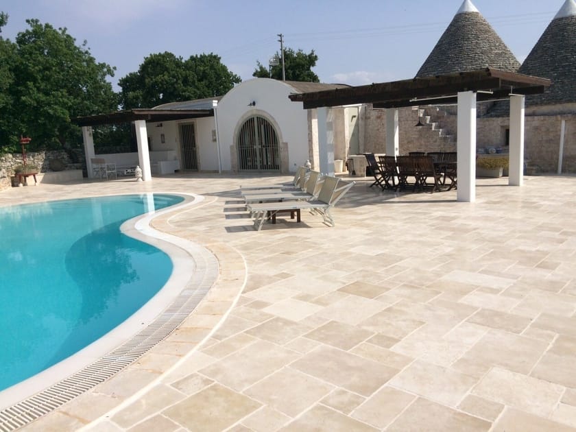 Pavimento in pietra rustica con bordo anticato RUSTICA By Naturalmente ...