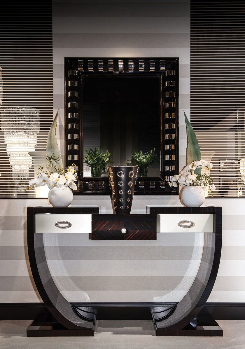 LOTUS Console table By Radice