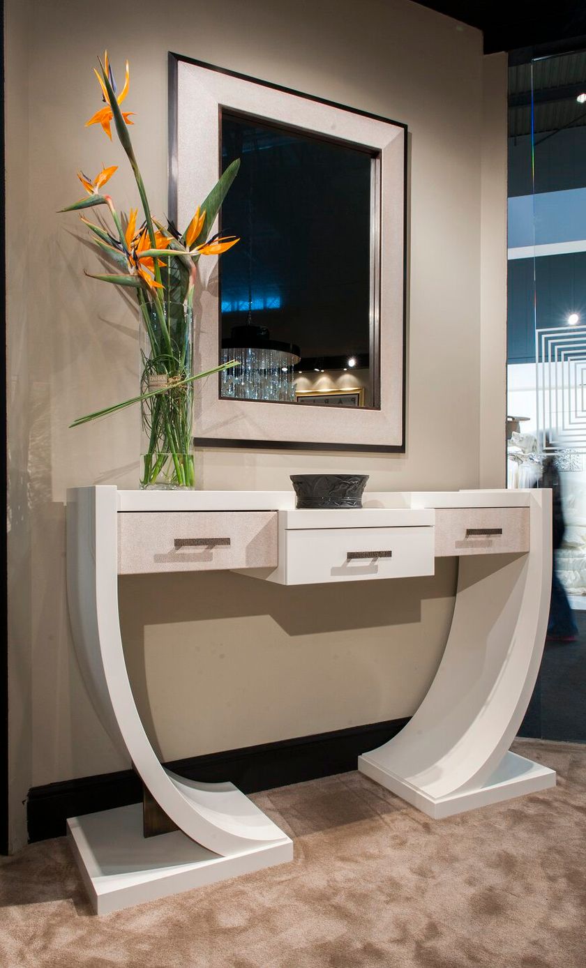 LOTUS Console table By Radice