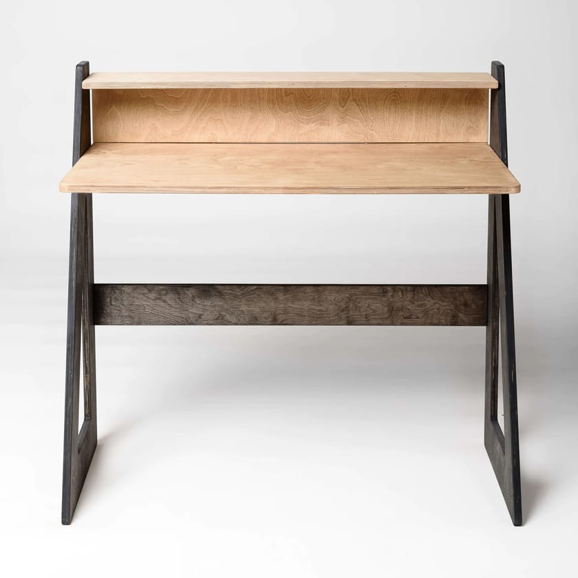 TRI Plywood writing desk By Radis | design Raul Abner