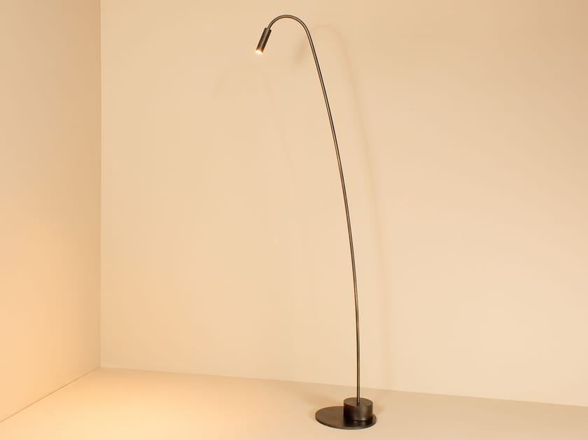 BOLLA BAT Floor lamp By Renzo Serafini
