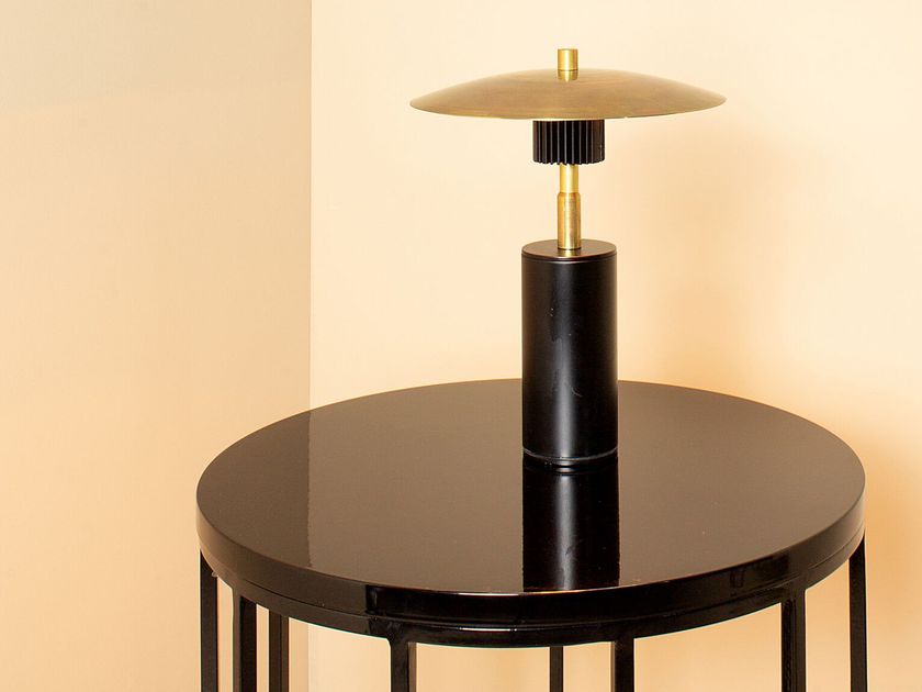 DISCO Table lamp By Renzo Serafini