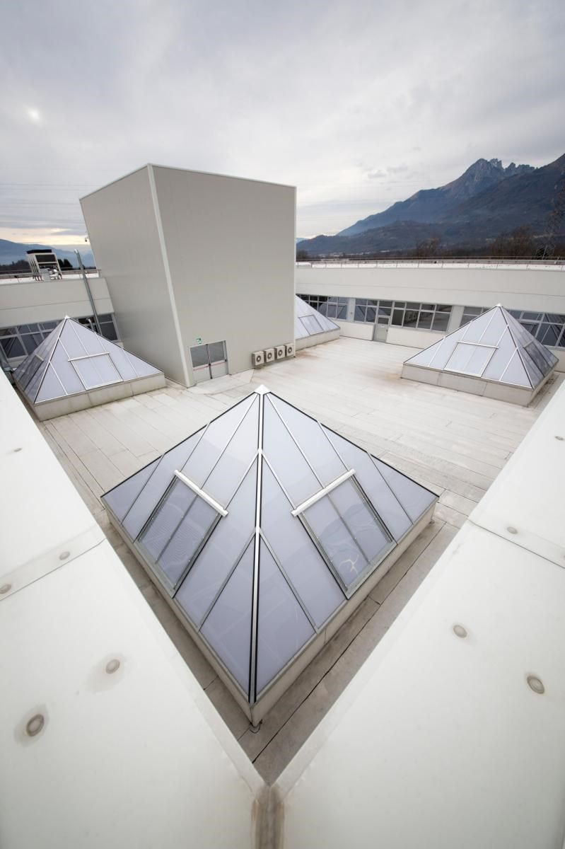 Ribbed Pyramids Dome rooflight By CAODURO