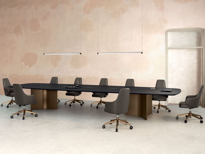 VADILUNG Table By Riccardo Rivoli