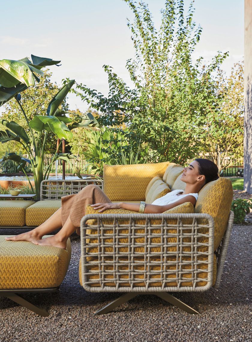 ARMÀN Garden sofa By Roberti