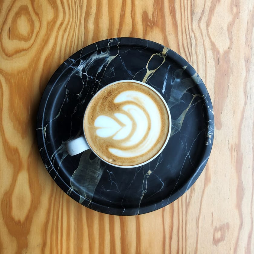 Round tray By Hatt design Jorge Macedo, Marcello Fernandes