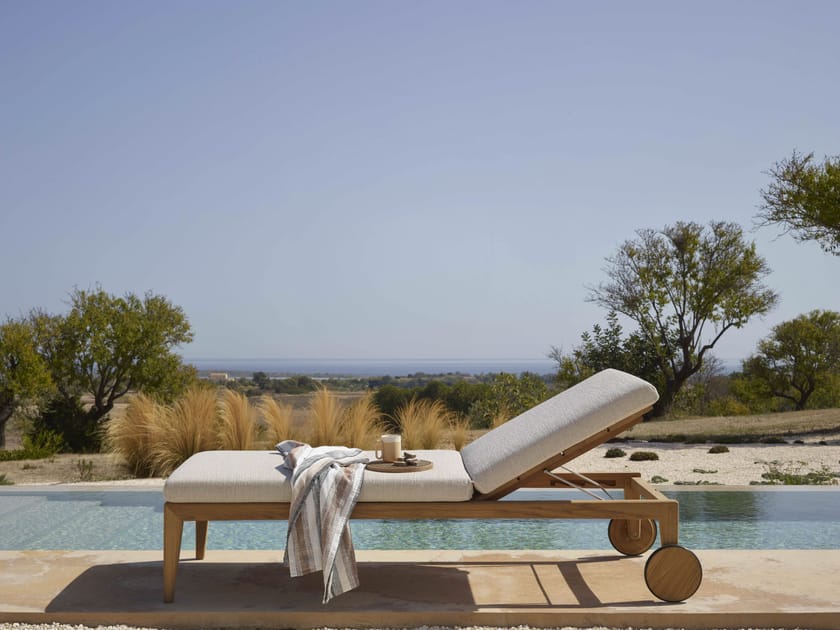 ZENHIT Sun lounger By Royal Botania