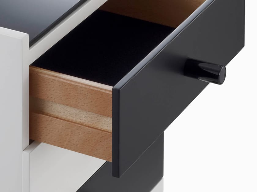 S43 Cassettiera By TECTA | design Marcel Breuer