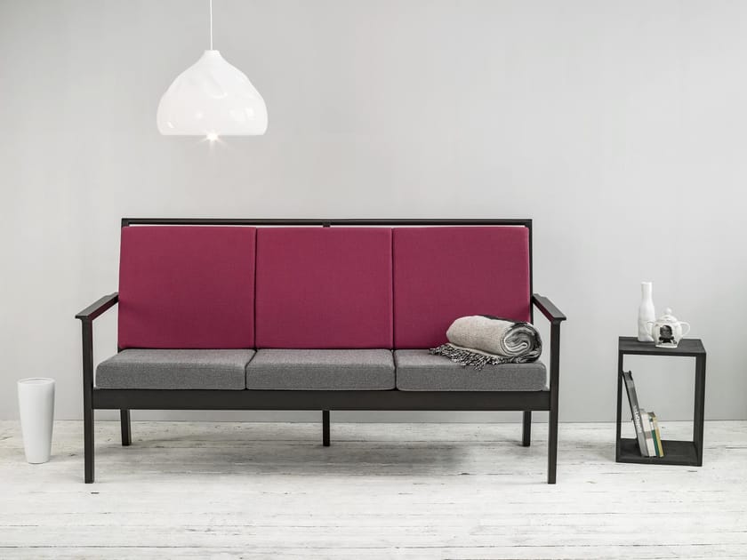 SANTIAGO | Divano a 3 posti By TON design René Šulc