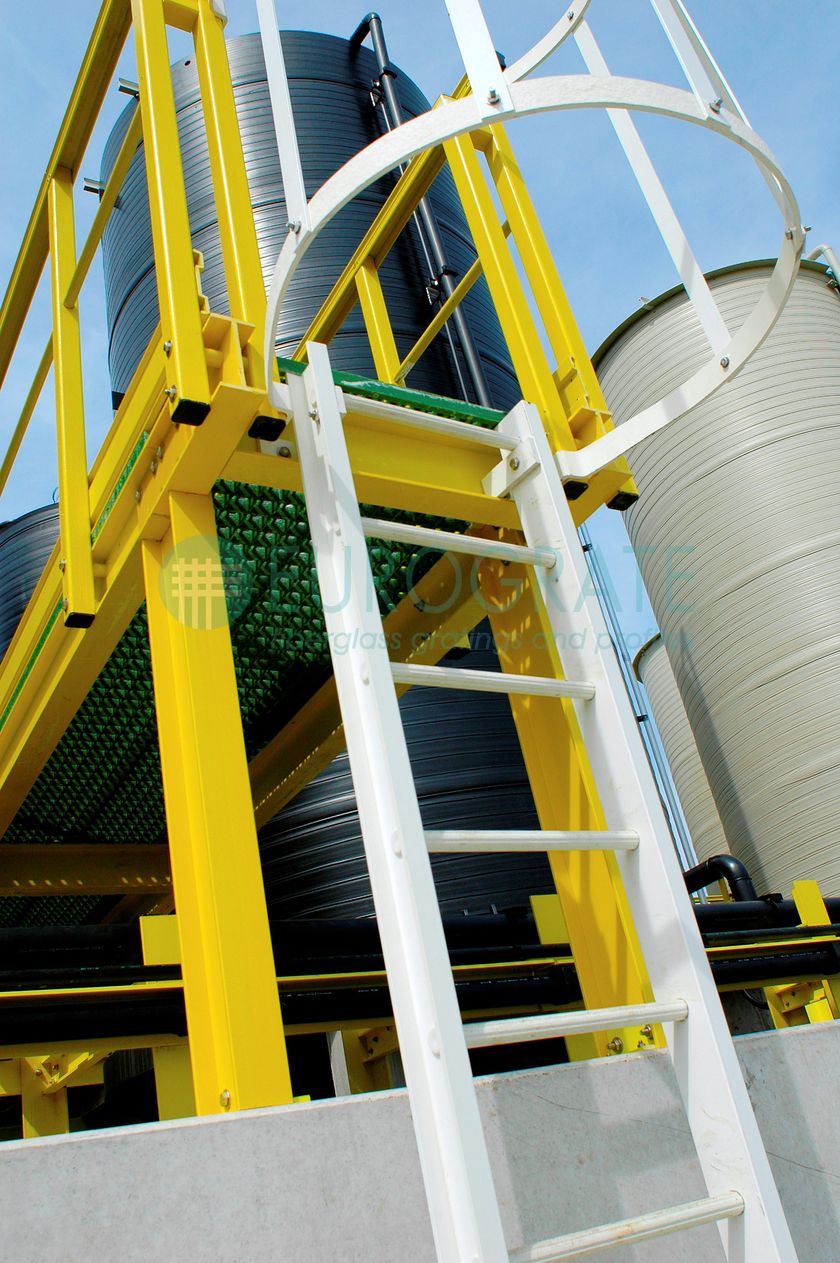 Scala di sicurezza industriale in vetroresina SCALE ALLA MARINARA IN ...
