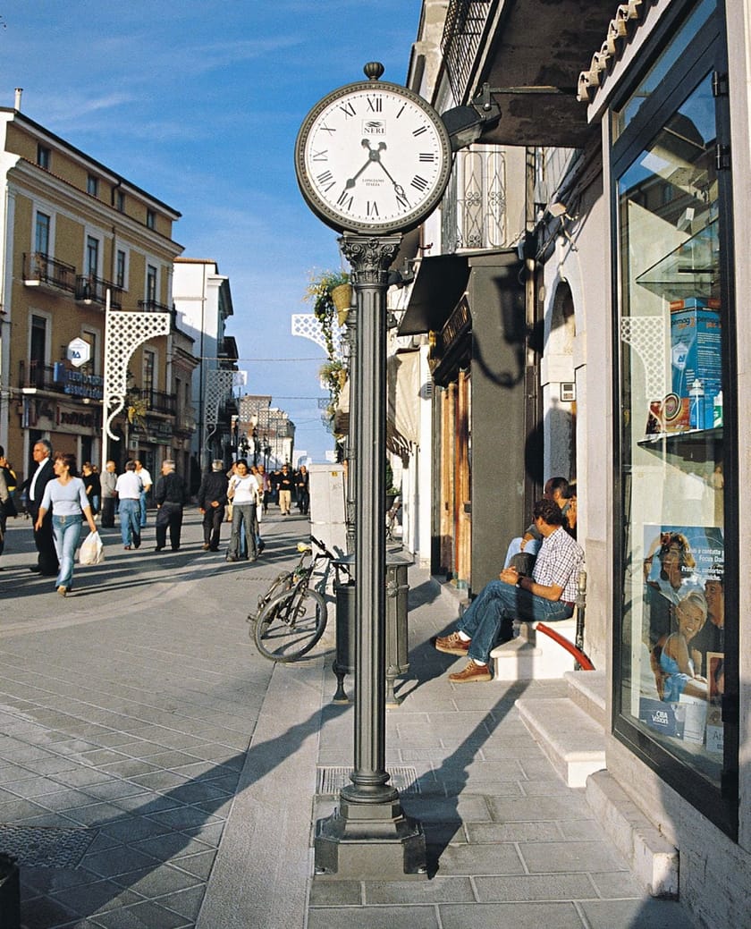 SCILLA | Street clock Scilla Collection By Neri design Domenico Neri