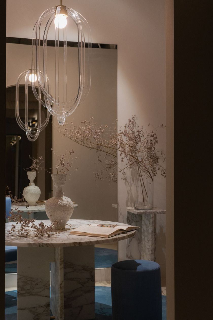 SEGMENT | Calacatta marble table By TRNK