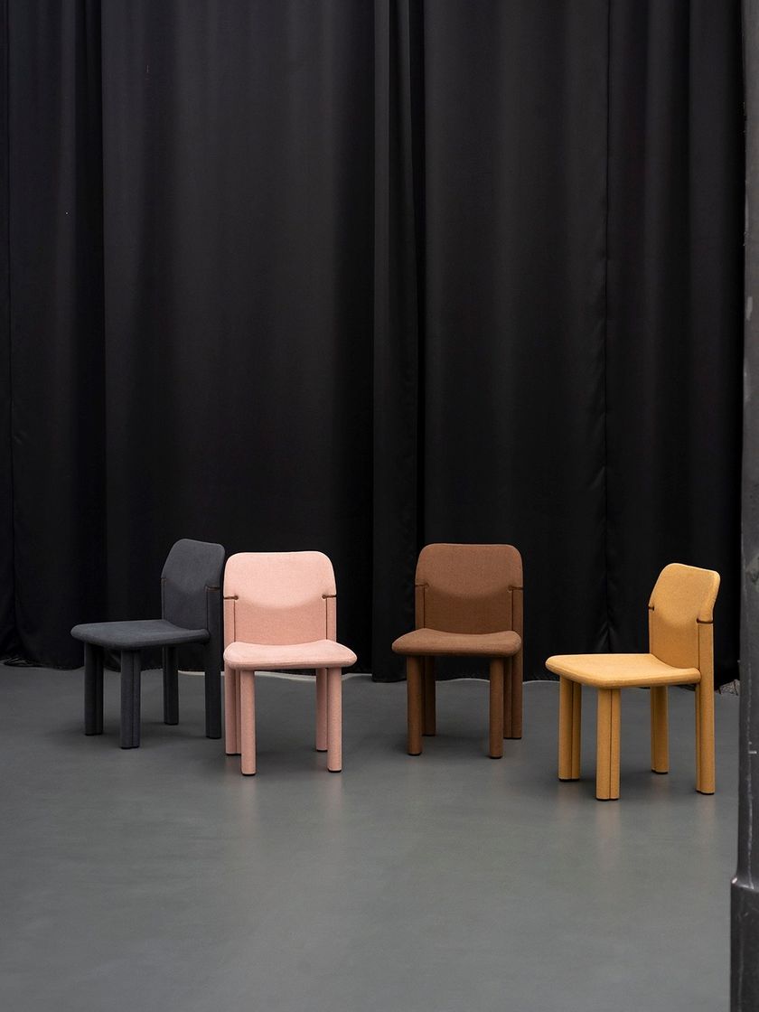 SEMPRONIA Cadeira By Tacchini | design Tobia Scarpa