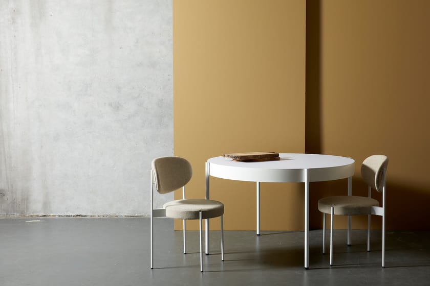 SERIES 430 | Dining table By Verpan