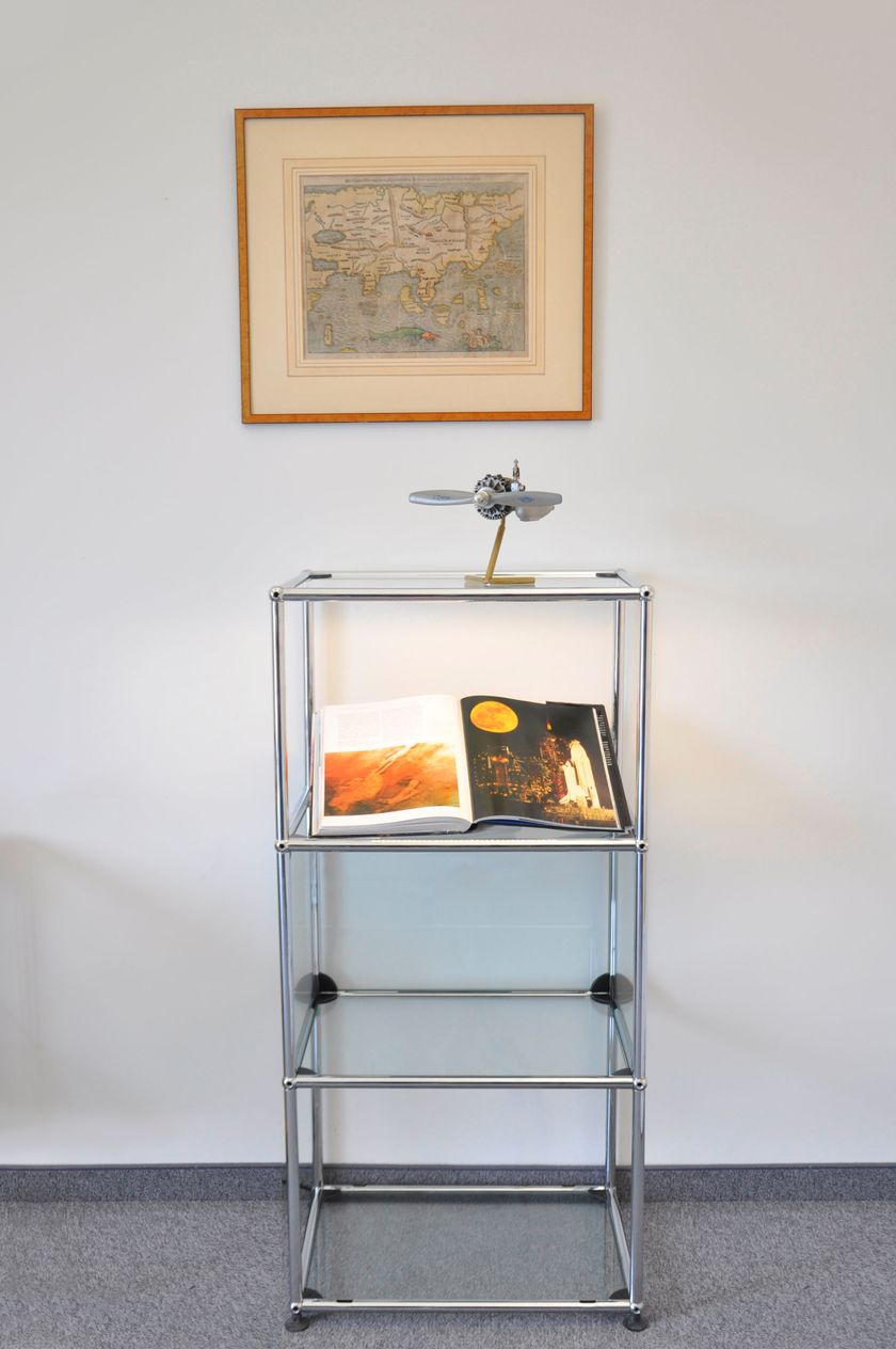 SHELF LIGHT Furniture lighting By Betec | design Horst Lettenmayer