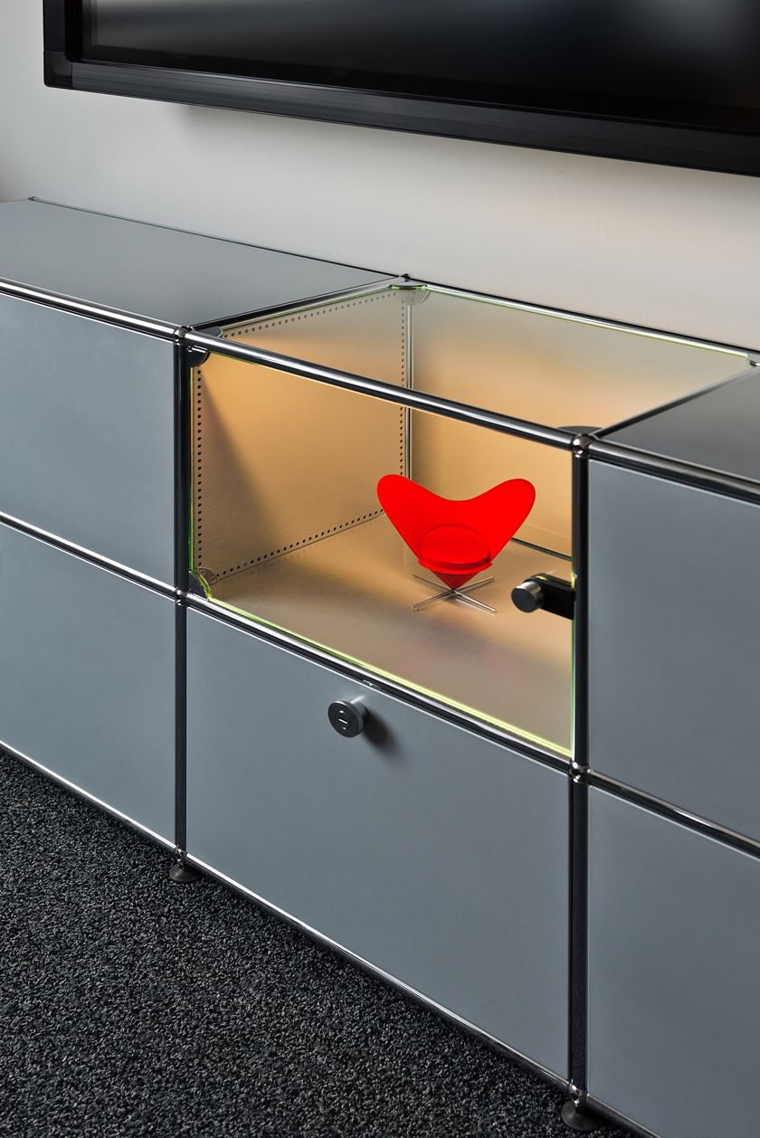 SHELF LIGHT Furniture lighting By Betec | design Horst Lettenmayer